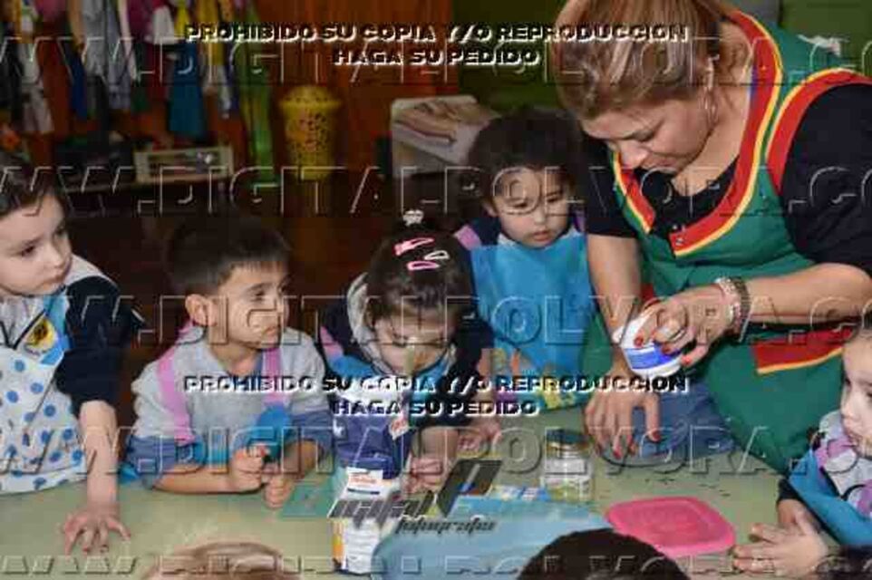 11-118 Haciendo Fideos 017 - 18-118 JARDIN Salita de 3 Haciendo Fideos ...